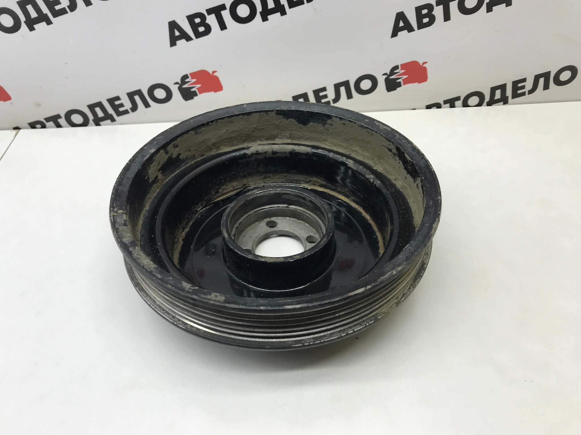 Шкив помпы Mercedes-Benz W124 (E230) 1986 г.в
