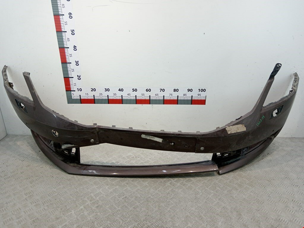 Бампер передний Skoda Octavia 5E 5EU807221F арт. 2203799