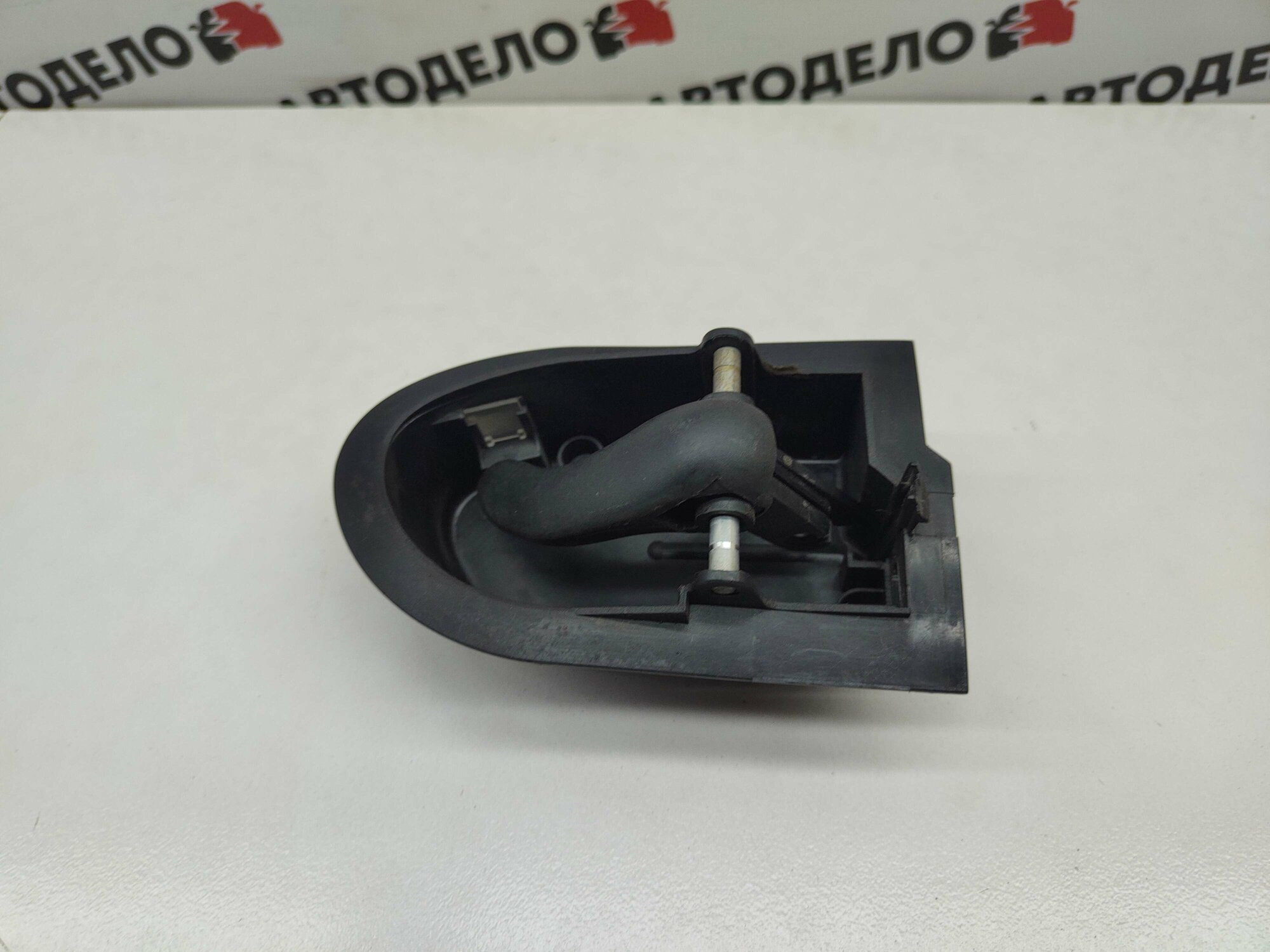 Ручка внутр задняя правая Ford Mondeo 2 (BAP) 96 г