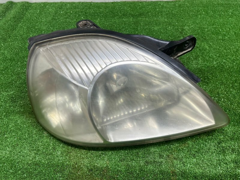 Фара галогеновая правая Kia Rio 1 универсал A5D 92102-FD021