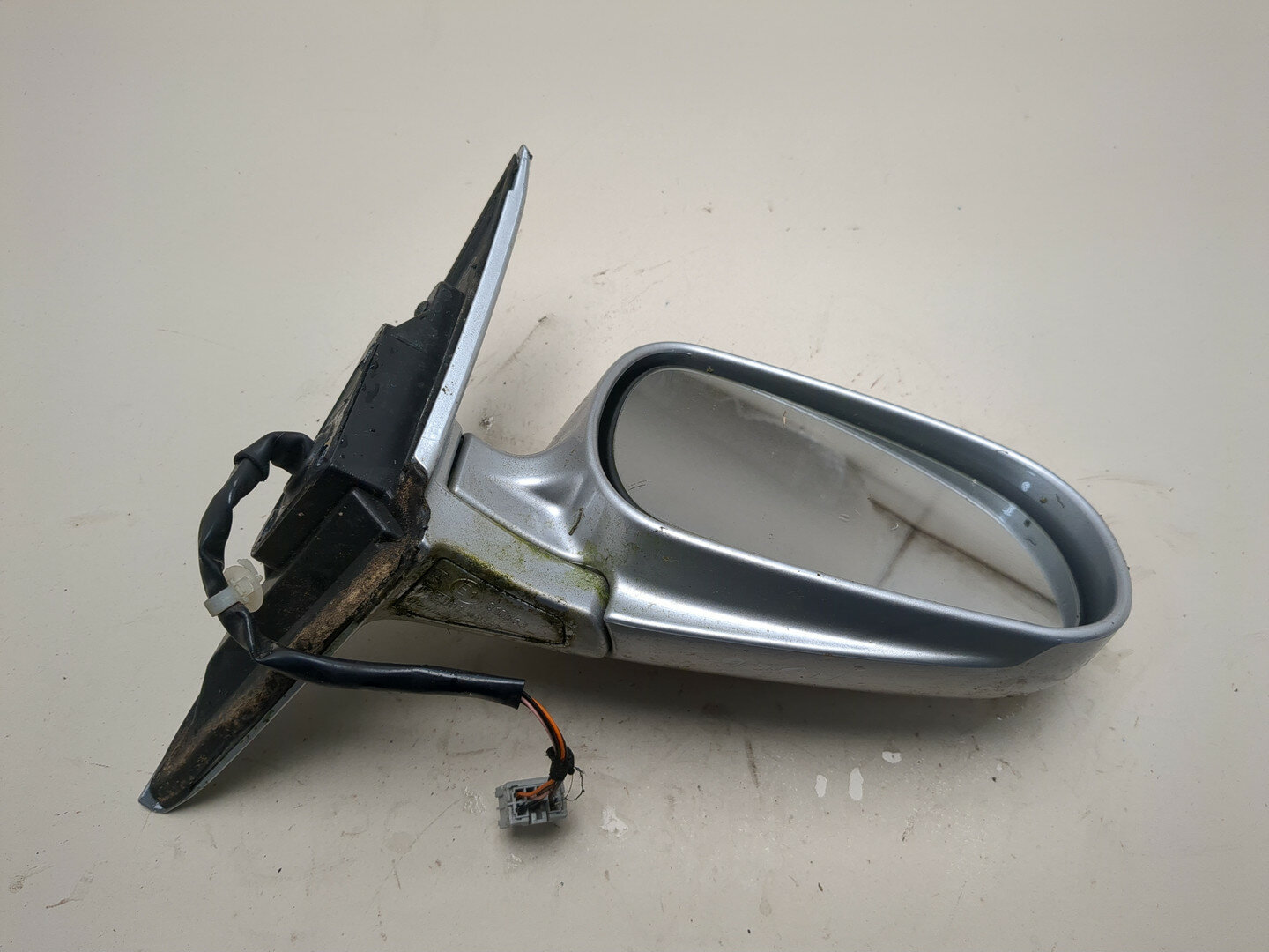 Зеркало боковое правое Honda Accord 6 Б/У
