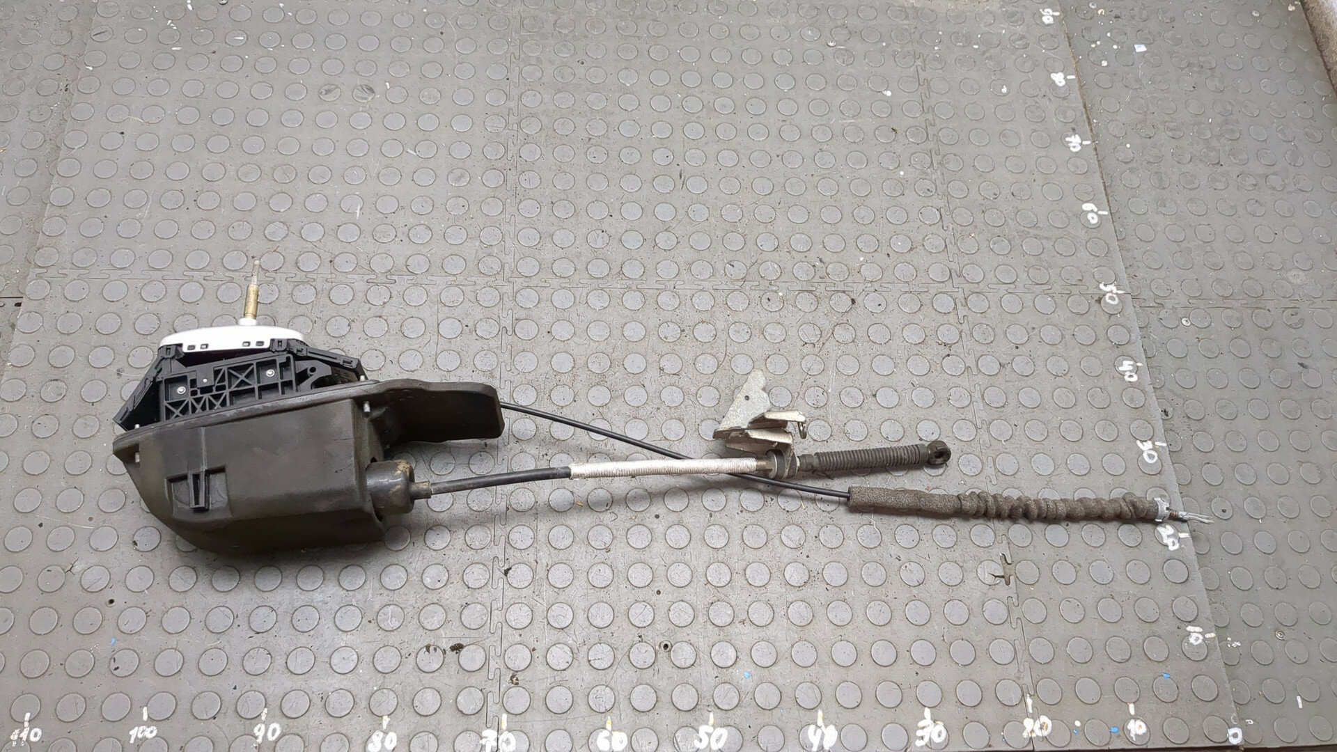 Кулиса КПП Audi A6 (C5) Б/У