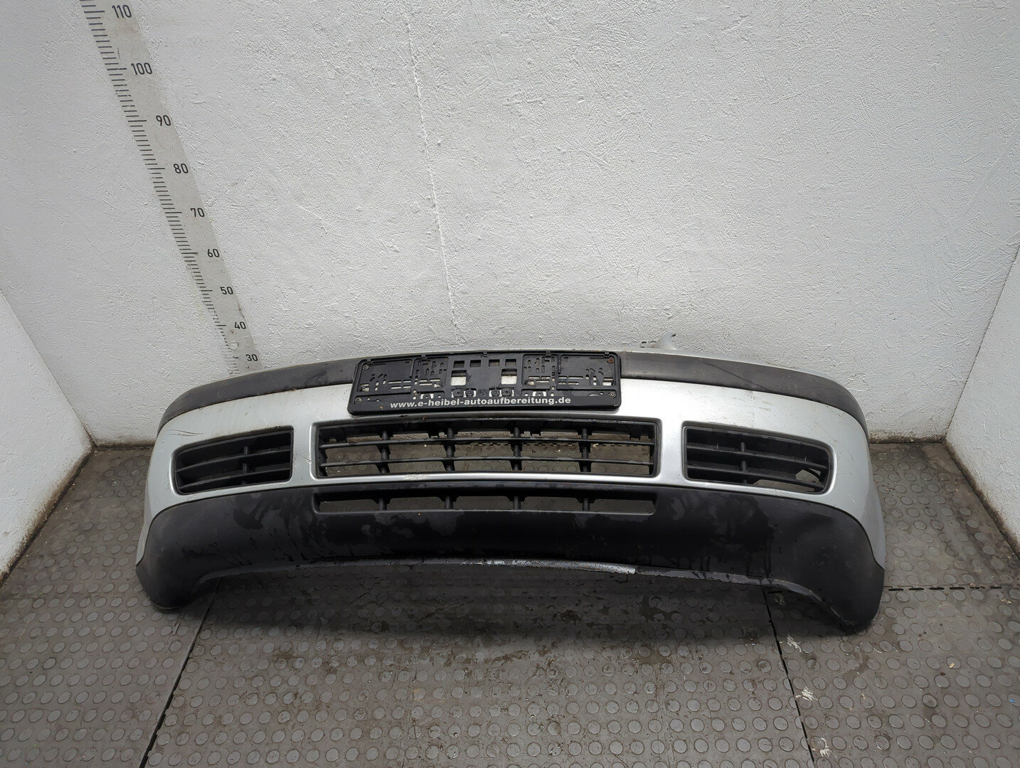 Бампер передний Volkswagen Golf 4 Б/У