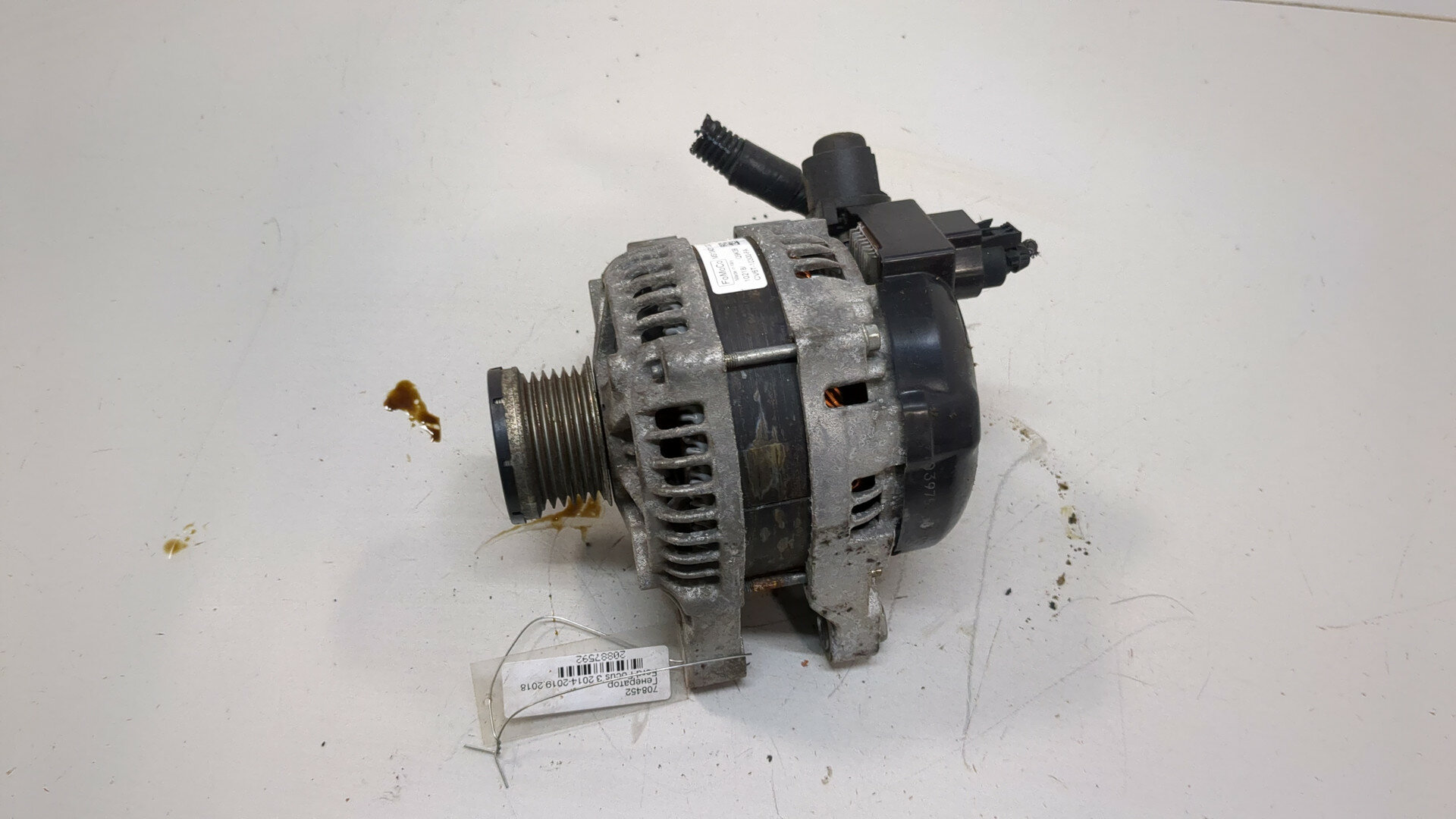 Генератор Ford Focus 3 Б/У