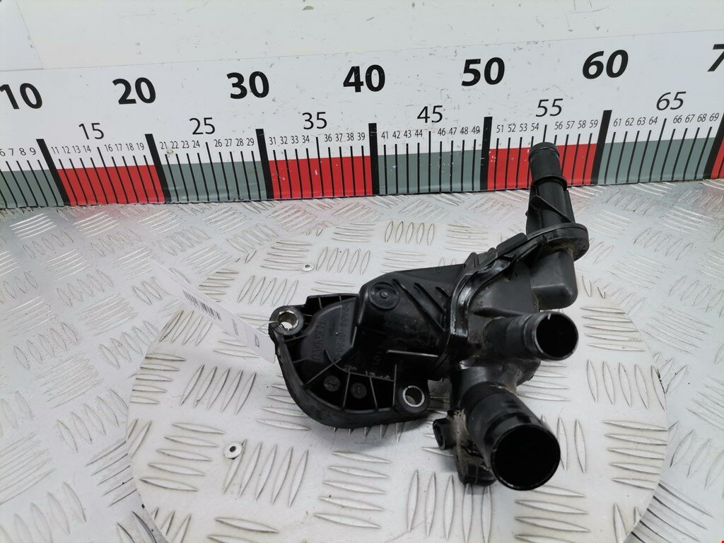 Корпус термостата Renault Logan 2 110616064R арт. 1812782