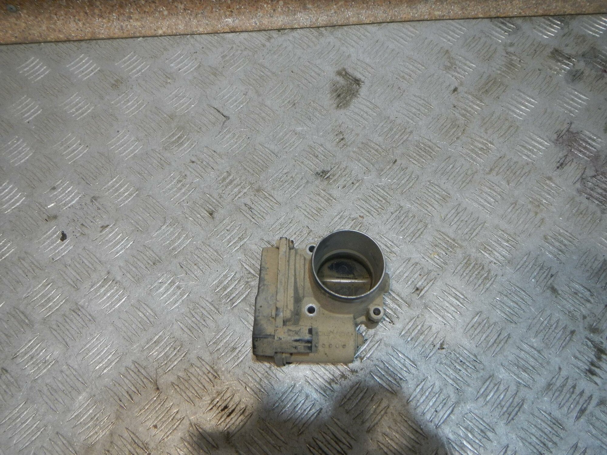 Б/У Заслонка дроссельная электрическая, Skoda (Шкода)-ROOMSTER (06-) SKODA ROOMSTER (06-) Без видимых повреждений. 46993...