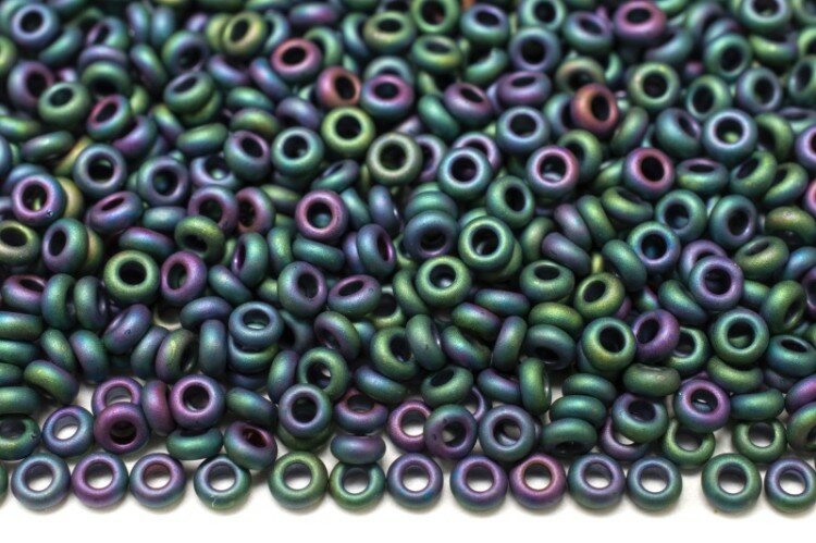 Бисер японский TOHO Demi Round 11/0 #0706 изумрудный, матовый ирис, 5 грамм