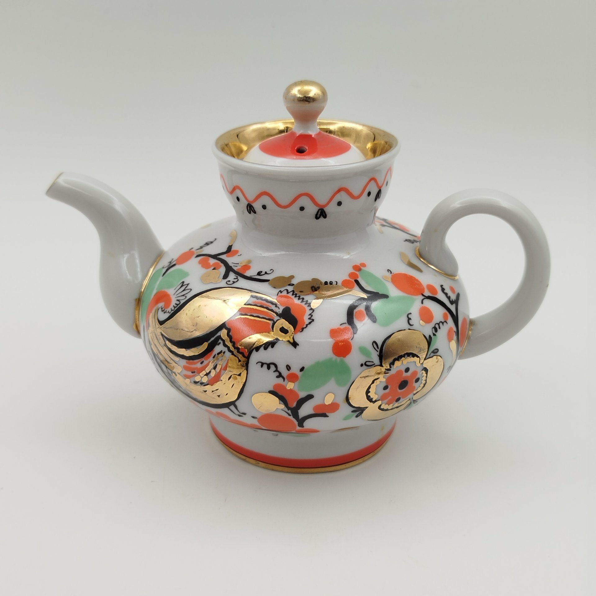Чайник заварочный "Петухи", фарфор, деколь, золочение