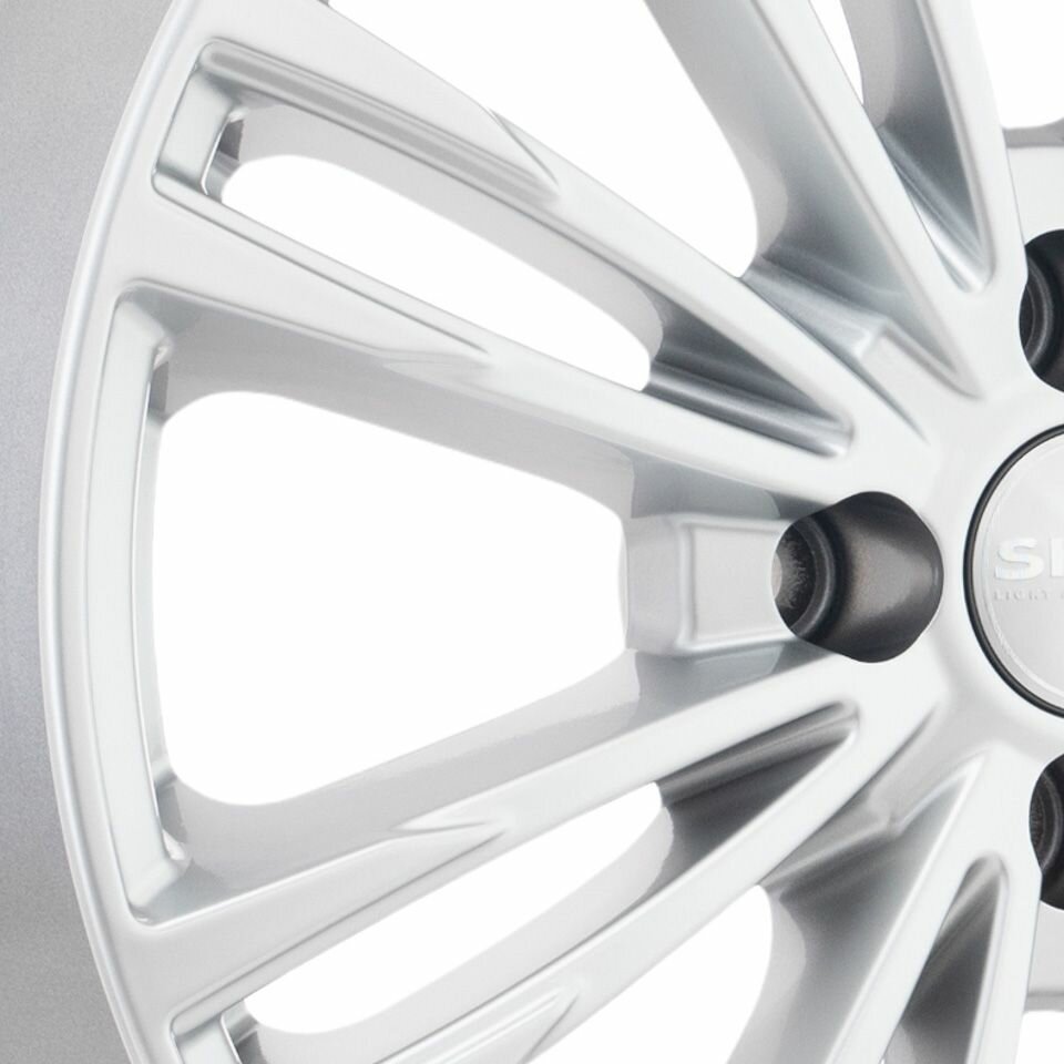 Литой колесный диск Скад Ламар R16 / 6.5J PCD 4x100 ЕТ 37 ЦО 60.1