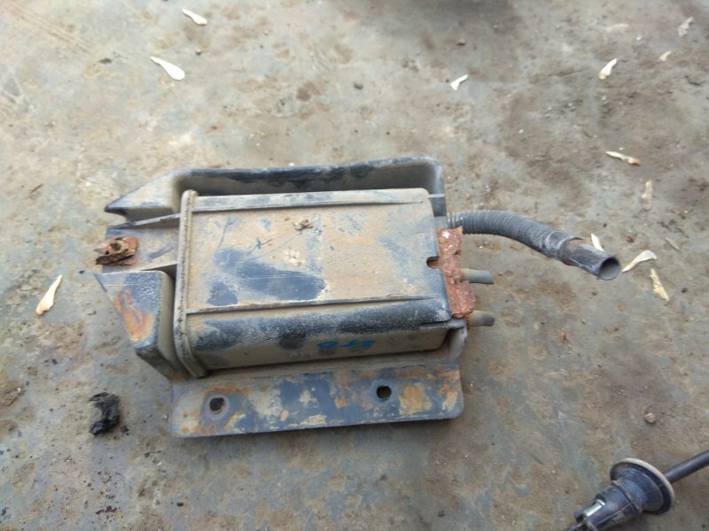 Адсорбер Hyundai Accent 2 поколение (LC) [рестайлинг] G4EC 2005 (б/у)