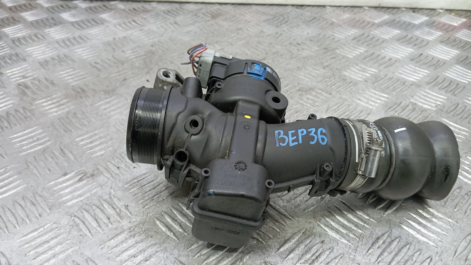 Дроссельная заслонка дизельная PEUGEOT 308 1, Номер 9660030480