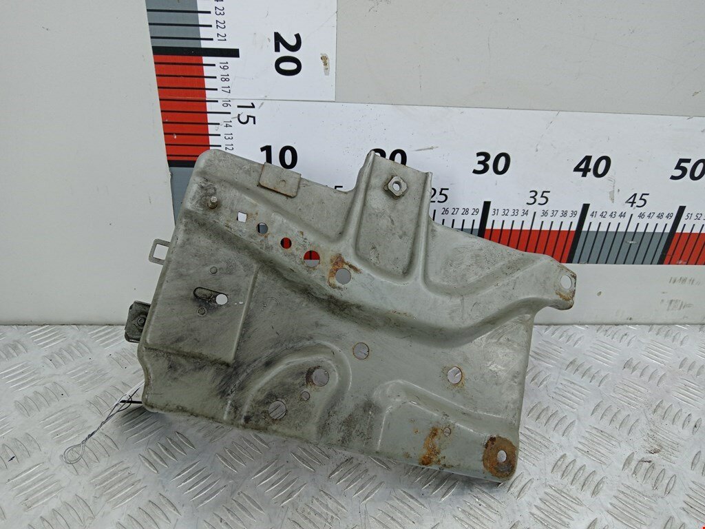 Крепление (корпус) аккумулятора Nissan Primera P11 648662F000 арт. 2032512