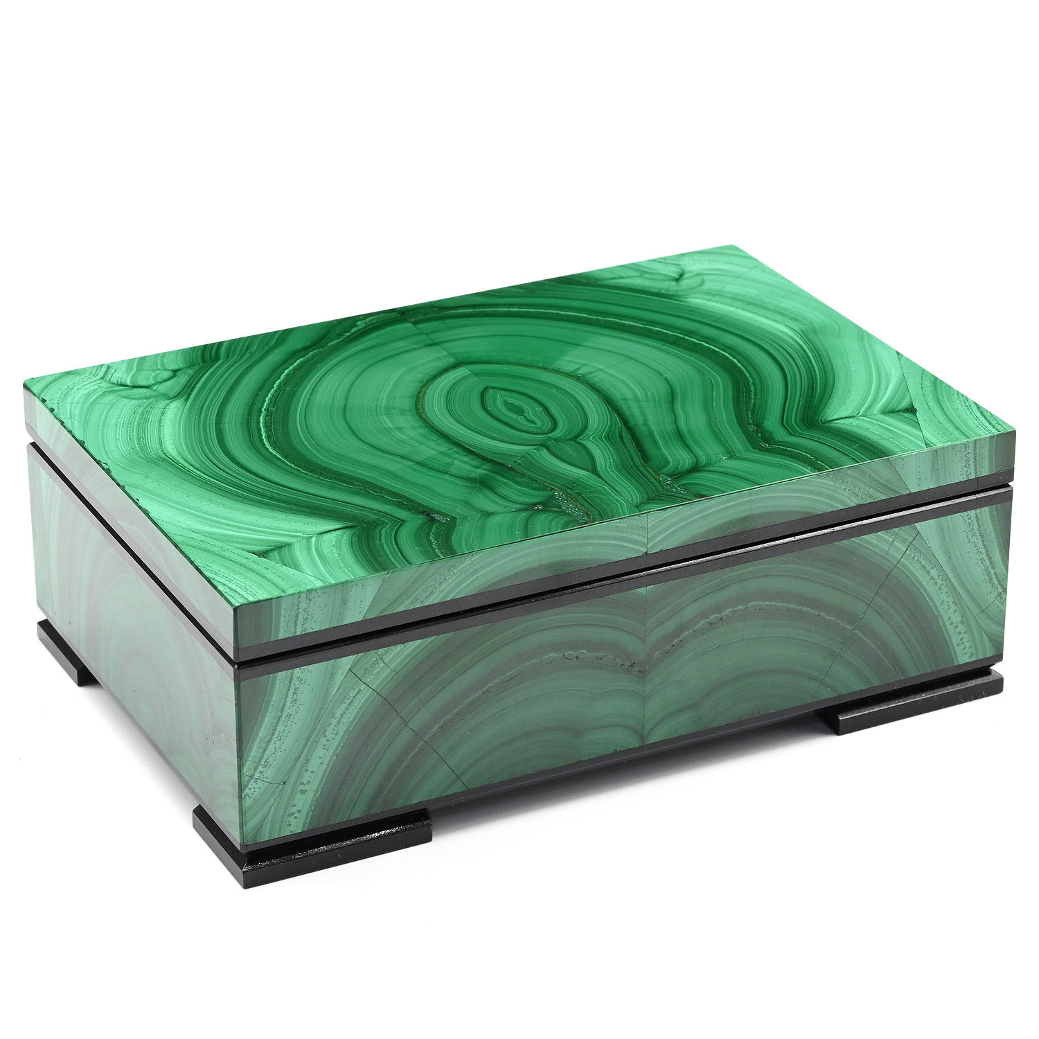 Шкатулка из камня малахит 150*100*53мм .