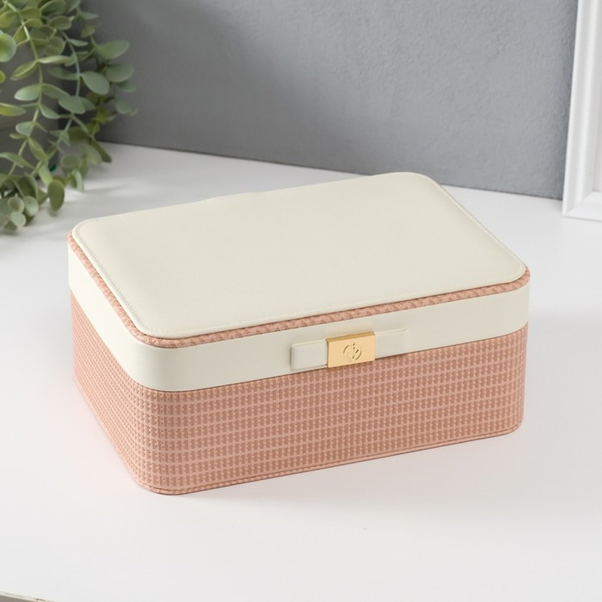 Шкатулка для украшений «Бантик», с зеркалом, искусственная кожа, бело-розовая, 17×23.5×10 см