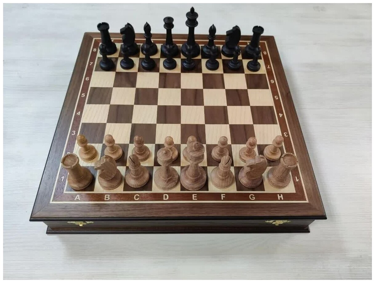 Шахматы подарочные в ларце Стаунтон орех большие с утяжелением