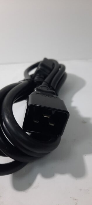 Удлинитель кабеля питания C 19