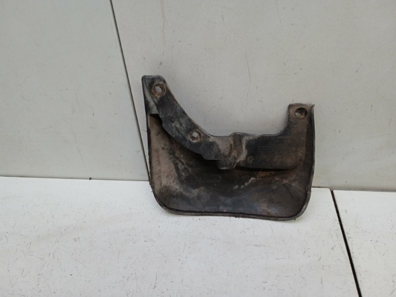 Б/У Хендай Старекс H1 Брызговик передний Hyundai H1 2005 A1 Прав. 194571 Hyundai-KIA арт. 868324A000