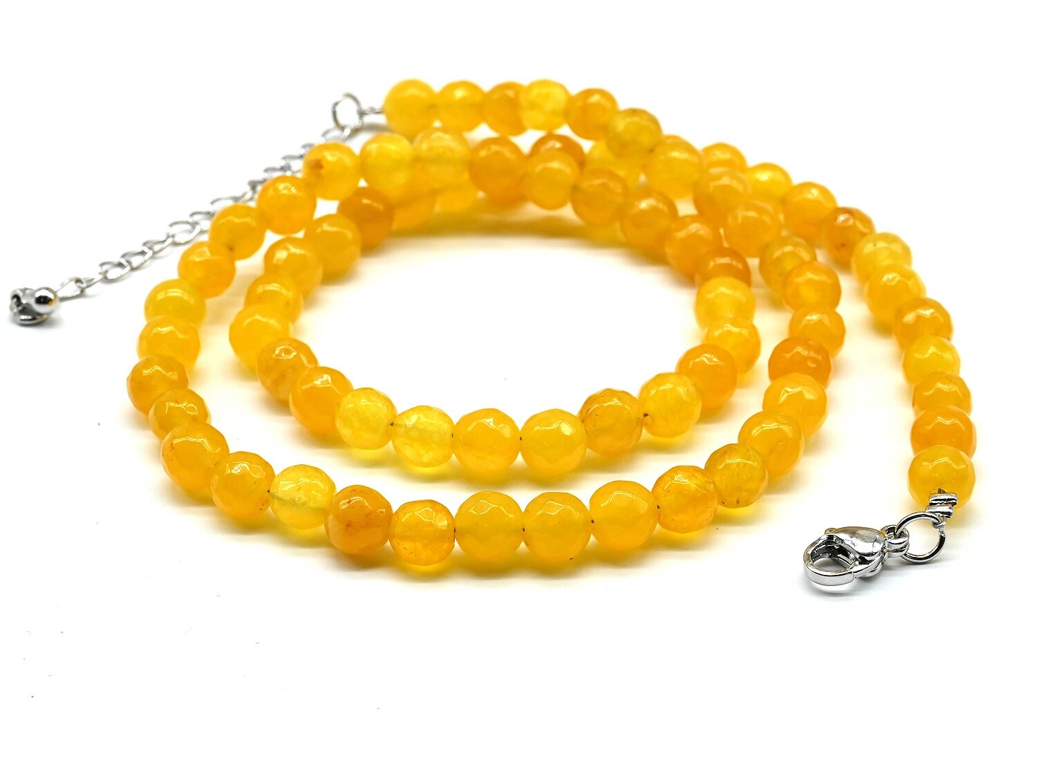 Бусы, кальцит