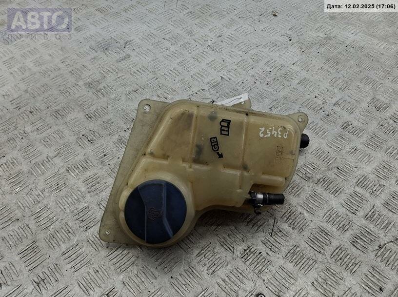 Бачок расширительный Volkswagen Passat B5