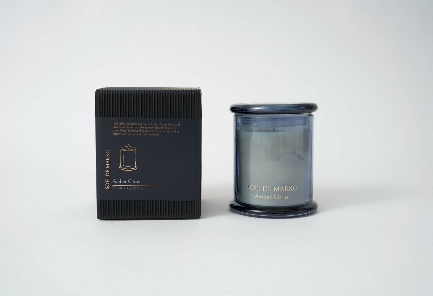 Свеча Ароматическая Sofi de Marko Amber Citrus (250гр) Аромат терпкий: кашмеран, амбра, специи, цитрус, яблоневый цвет