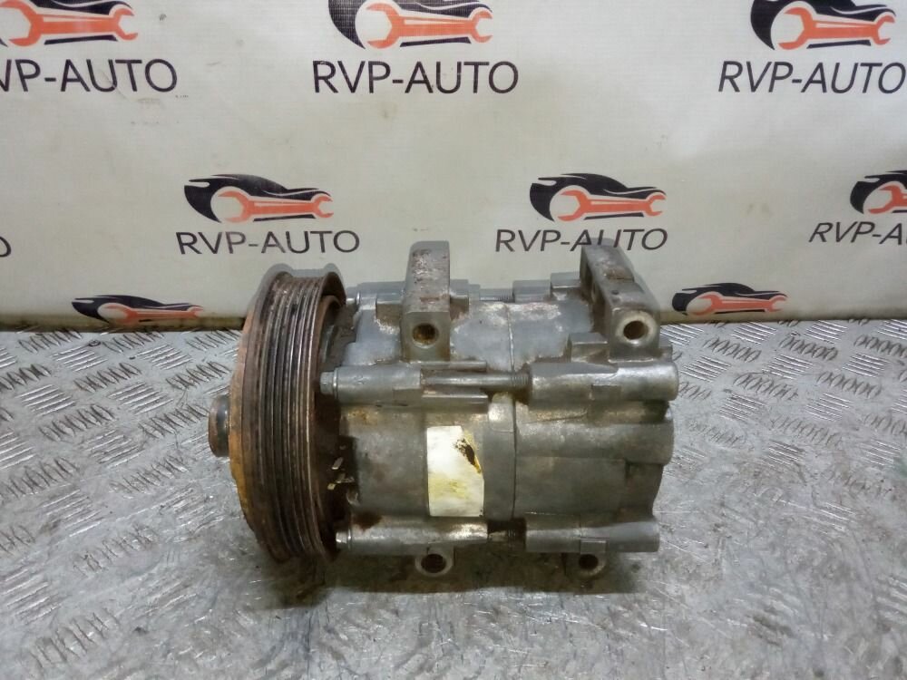 Компрессор кондиционера Ford Focus 1 1.8 1578406