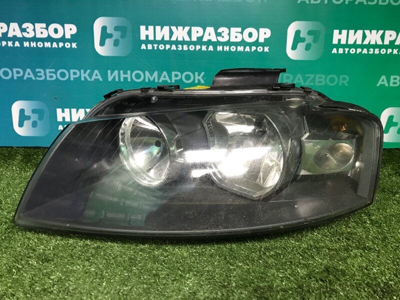 Фара передняя левая Audi A3 8P 2003-2013 8P0941003L