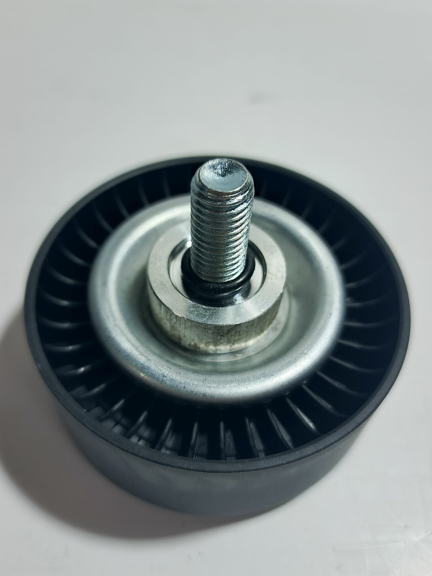 Ролик обводной приводного ремня SAT Vortex Estina [1.6 16V 5MT седан]