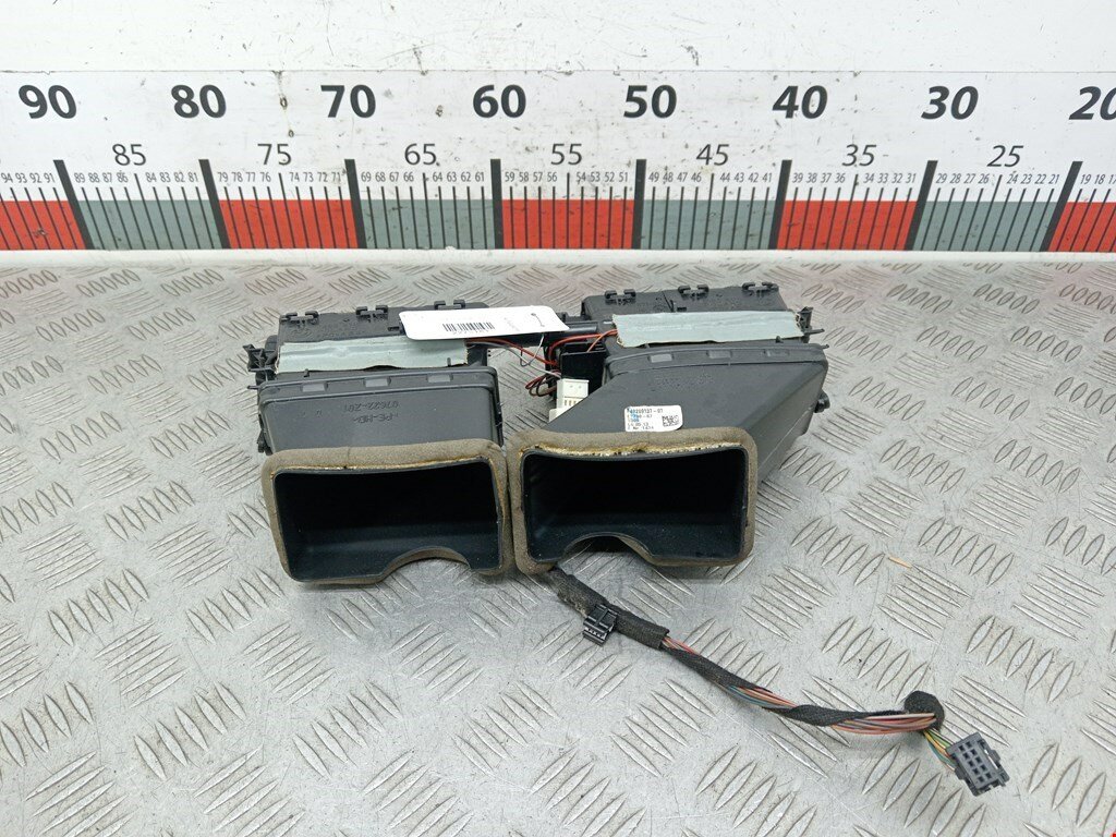 Дефлектор обдува салона BMW 5-Series (F07/F10/F11/F18) 64229166887 арт. 2273181