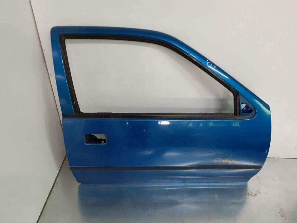 Дверь передняя правая Suzuki Swift 2 рест. 1999