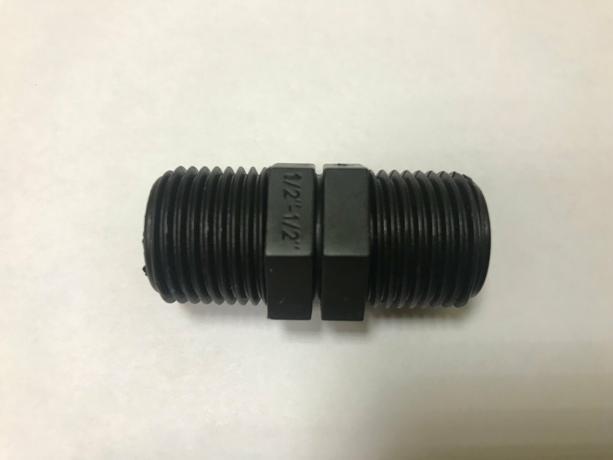 Фитинг (ниппель) муфта с наружной резьбой 1/2 дюйма (10 штук)