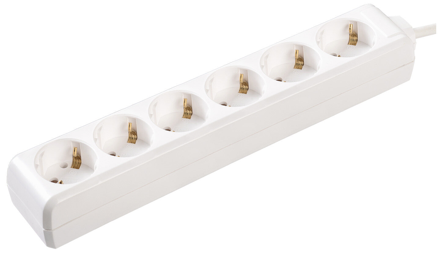 Удлинитель IEK У06, 6 розеток, 5м, 16А, 250В, 3500Вт, IP20, с заземлением, выключатель, белый