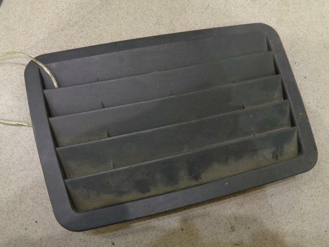 Дефлектор воздушный от Mercedes-Benz E-Сlass W211 2002-2009