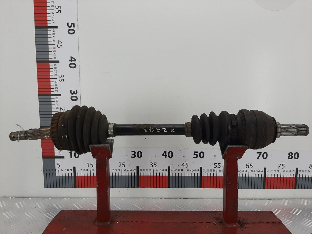 Полуось передняя левая (приводной вал шрус) Opel Vectra B 90512384 арт. 1825635