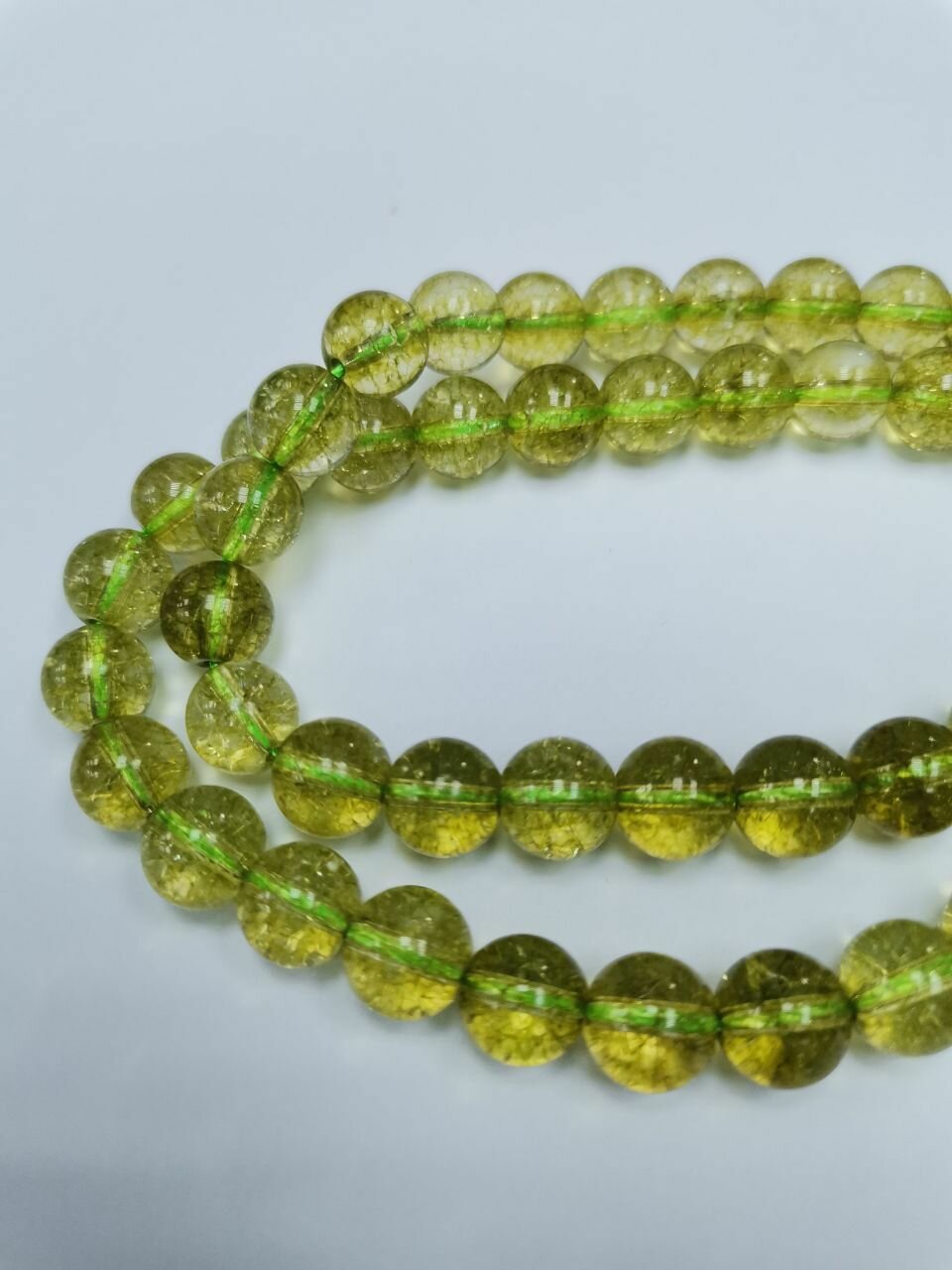 Бусины из хризолита шарик 8 мм, длина нити 39 см, 50 бусин