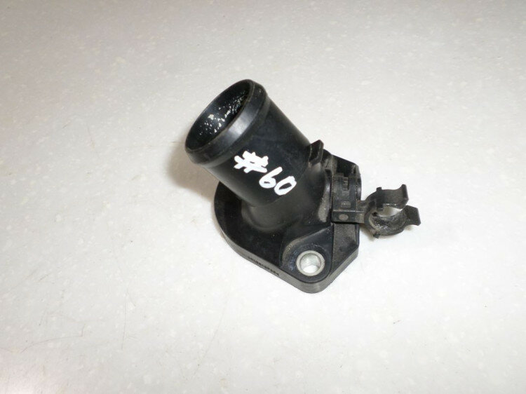 Корпус термостата 13049ED02A 13049ED01A Ниссан Жук F15 F15E с HR16DE 1,6 литра