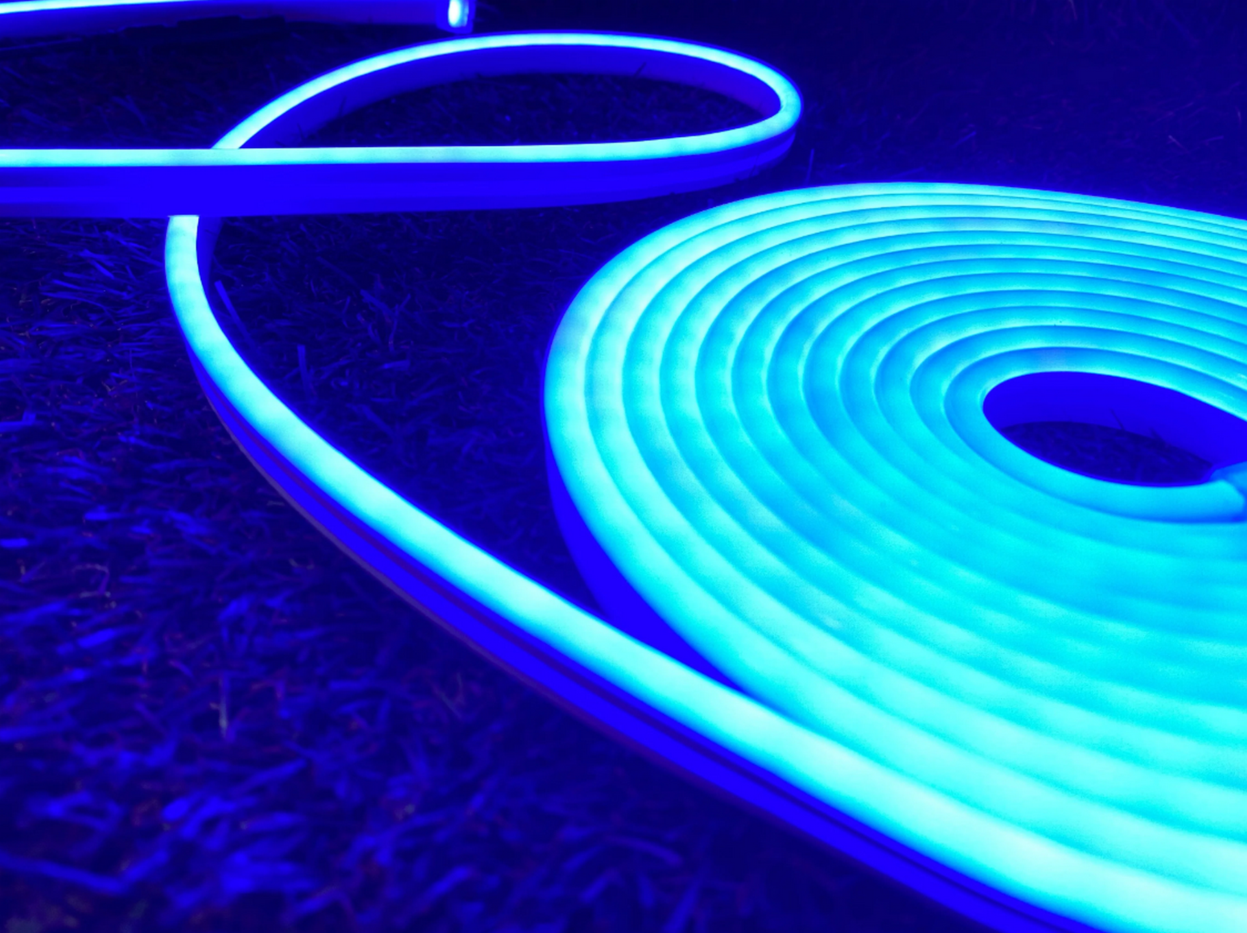 Гибкий Неон LED NEON FLEX 8x16мм.-20м. 220v Blue + шнур