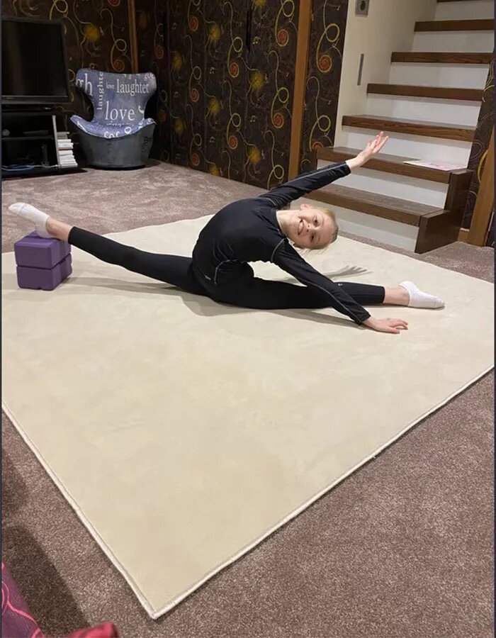 Ковёр для художественной гимнастики универсальный 1*2м для дома DNN