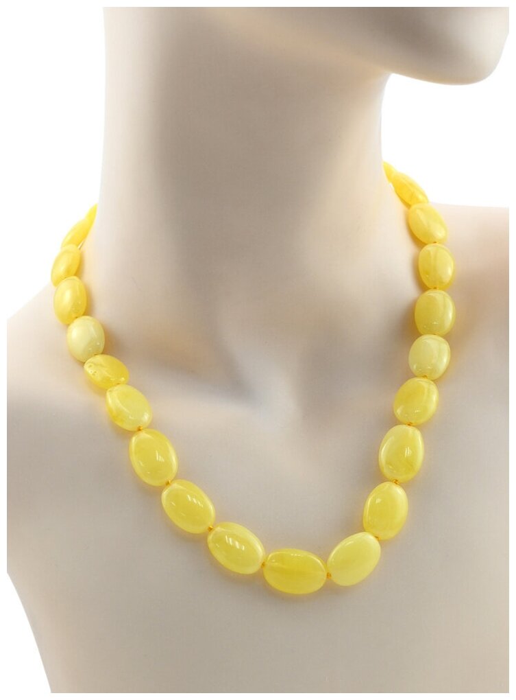 Бусы, янтарь