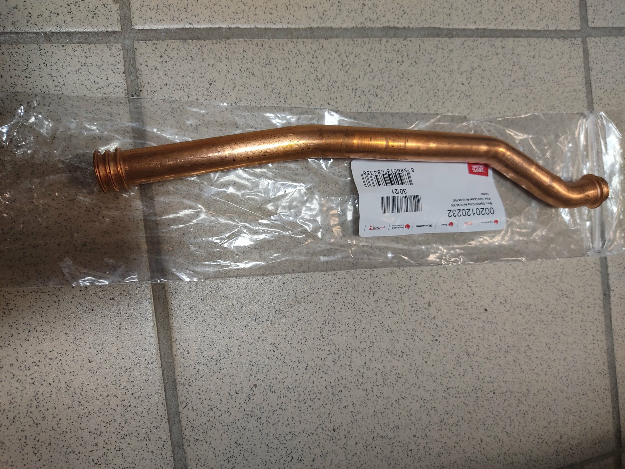 Трубка, соединение с теплообменником рысь, ягуар Protherm 0020120232