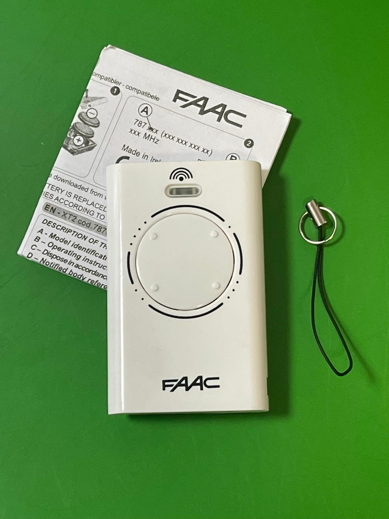 Пульт FAAC XT4 868 SLH четырехканальная частота