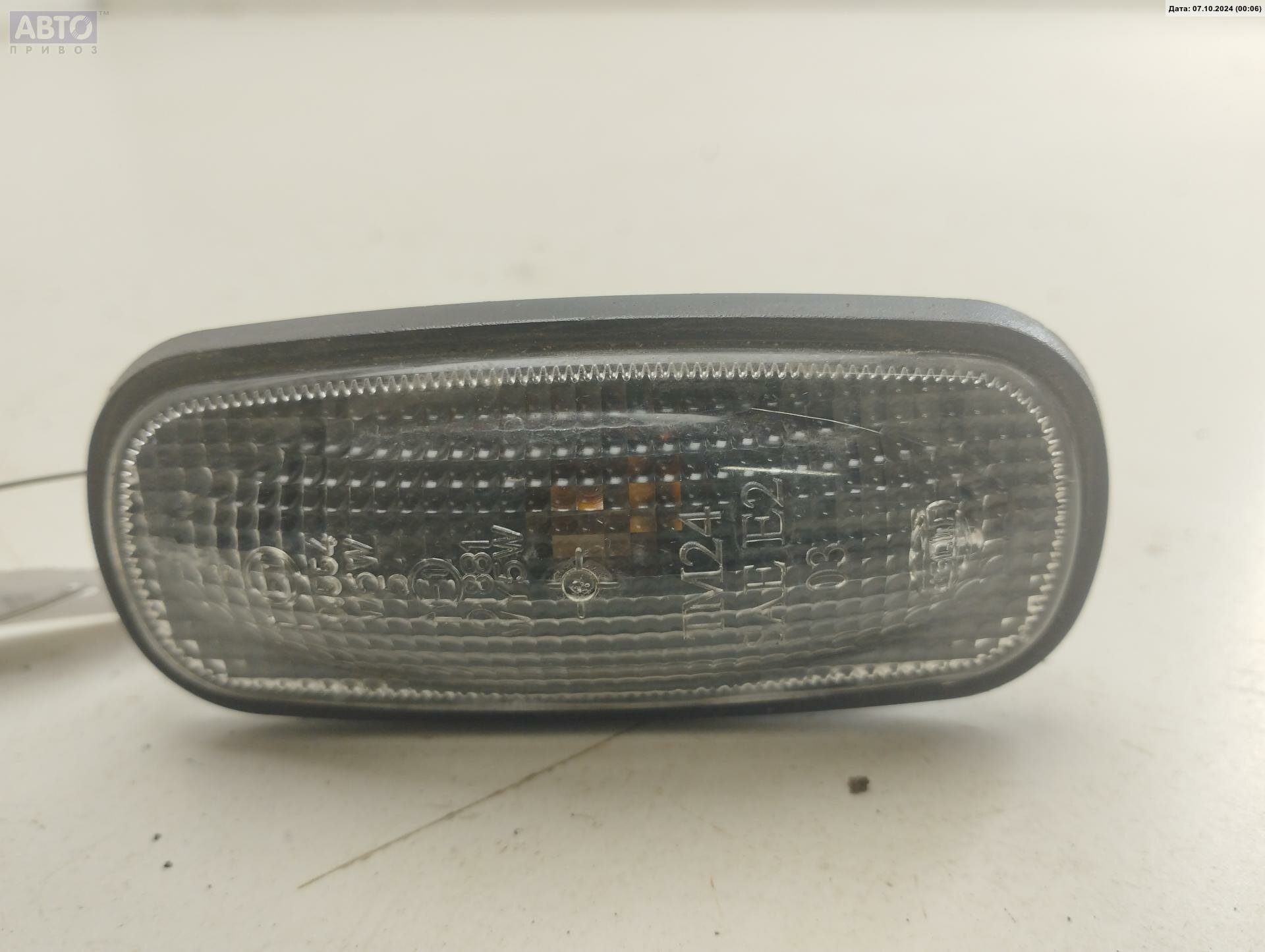 Повторитель поворота правый Land Rover Freelander (1997-2006)