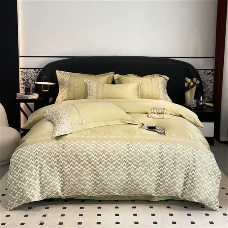 Комплект кровати из четырех предметов 2-х спальное 200х230 см, зимнее