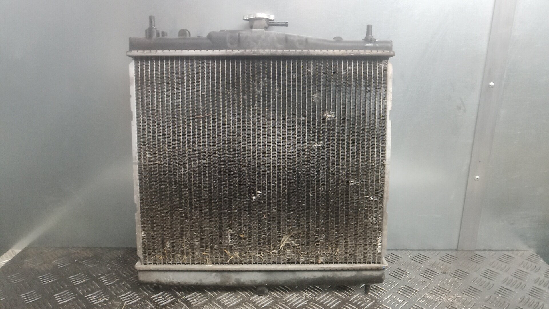 Радиатор системы охлаждения NISSAN NOTE E11, Номер 21410AX600