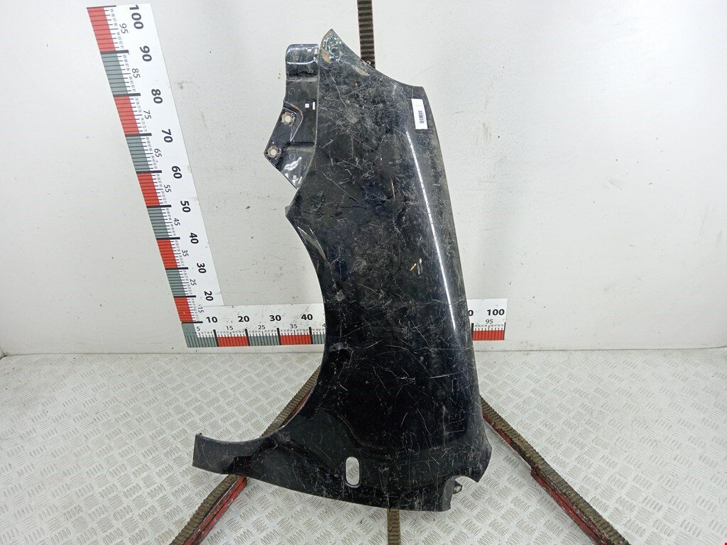 Крыло переднее левое Volkswagen Polo 4 6Q0821105E арт. 2216200