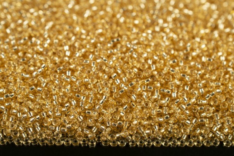 Бисер японский MIYUKI круглый 15/0 #0003 золото, серебряная линия внутри, 10 грамм