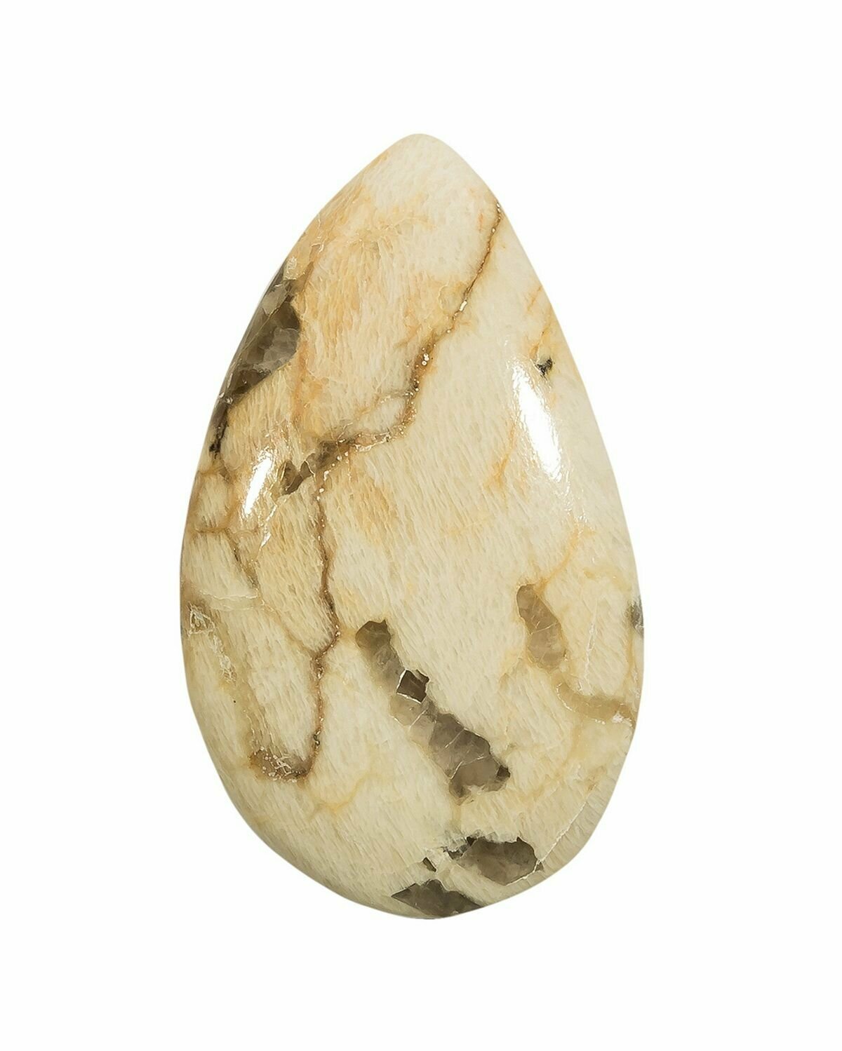 Кабошон из пегматита размером 46х27х6 мм.