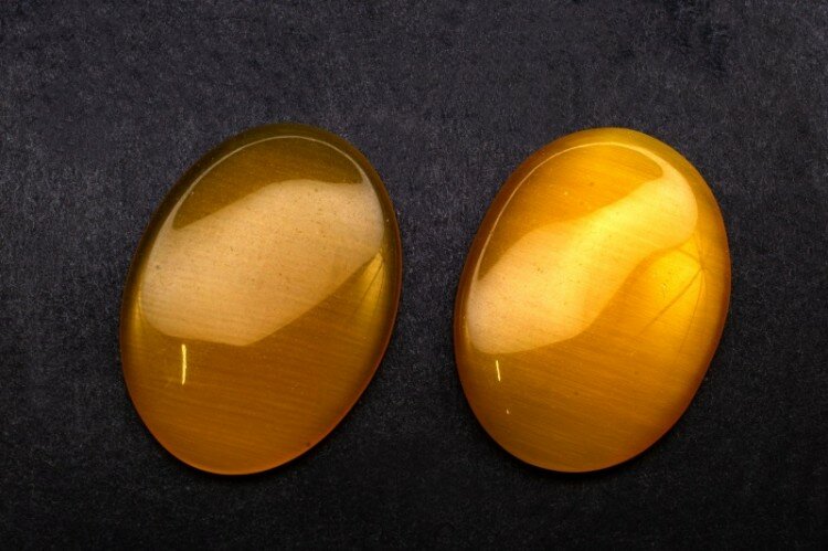 Кабошон овальный Кошачий глаз 25х18х3,5мм, цвет желтый, 2032-026, 2шт
