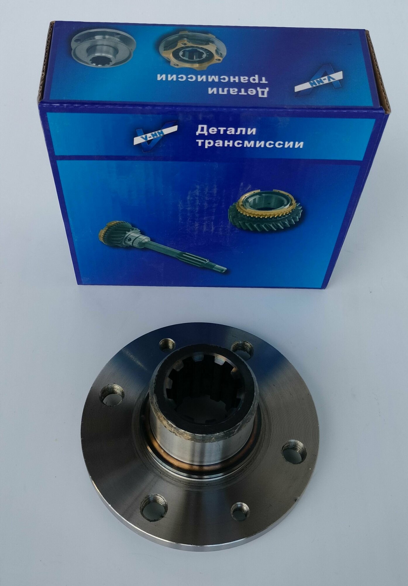 Фланец второго вала КПП для ГАЗ 52, 53 для ПАЗ 3205 круглый