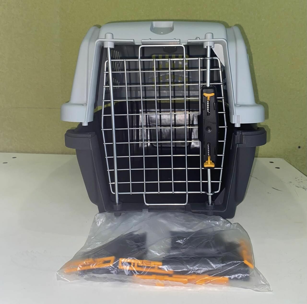 Переноска PRATIKO для кошек и собак