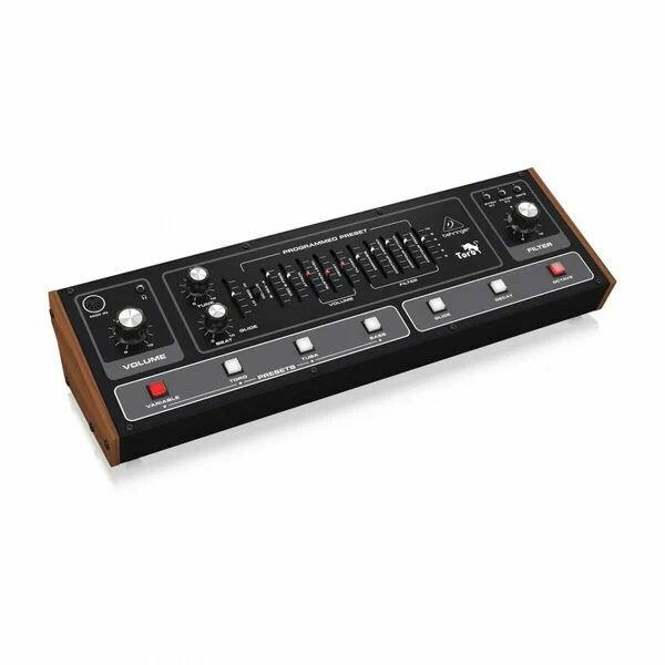 Behringer Toro Настольные аналоговый синтезатор